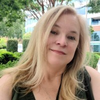 Kelly Bowen-McCombs (She/Her), Author at Microsoft 365 Developer Blog